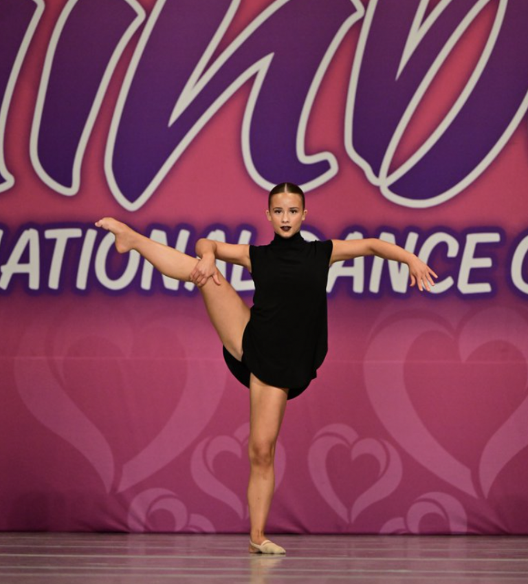 Photo Gallery - Lawrence Dance Gallery